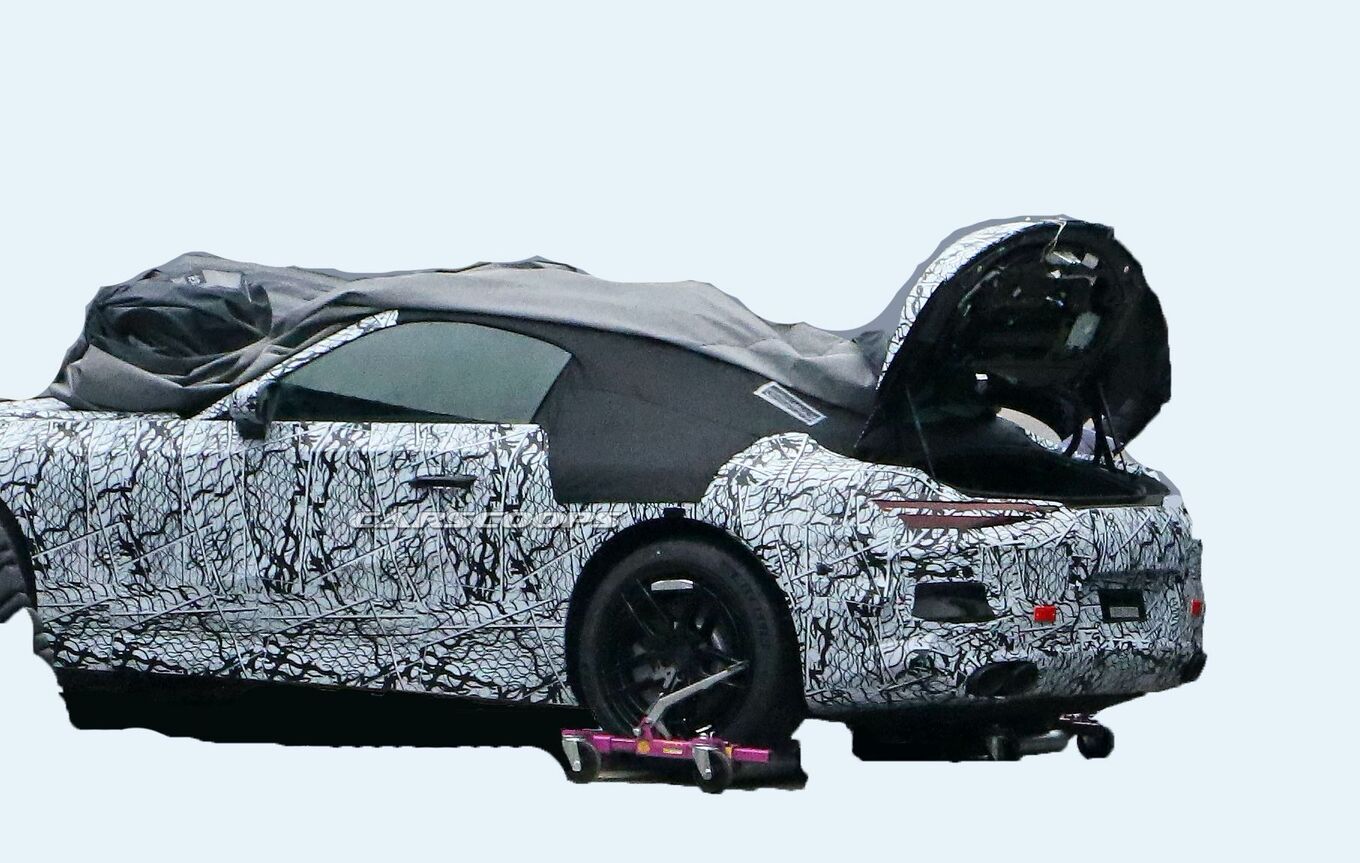 StriveME - مرسيدس SL 2022 تُظهر أناقتها في صور تجسسية